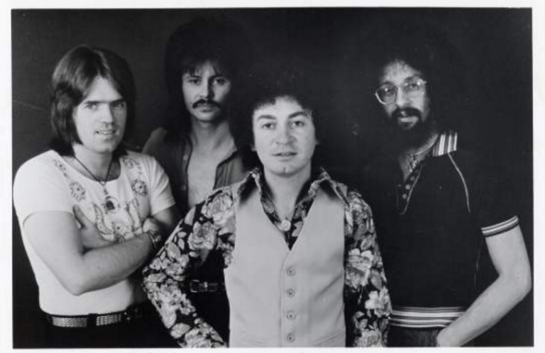 Fallece Jerry Corbetta, líder de Sugarloaf | AltaFidelidad.org